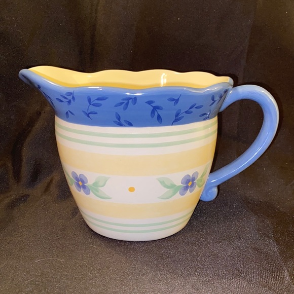 Pfaltzgraff | Dining | Pfaltgraff Summer Breeze Ceramic Pitcher | Poshmark